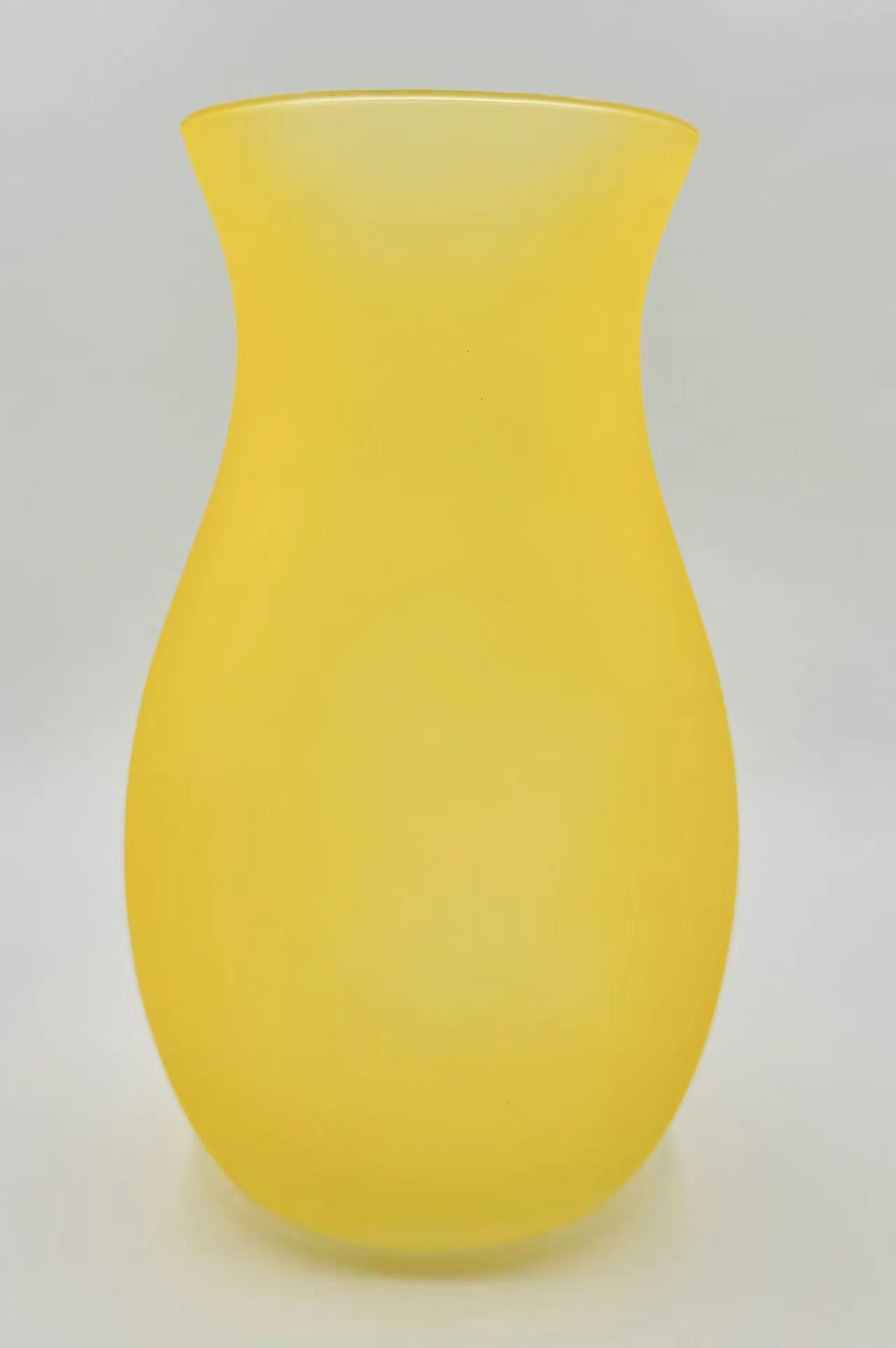 8'' Jordan Vases - Yellow – Pangary Floral Supply Inc